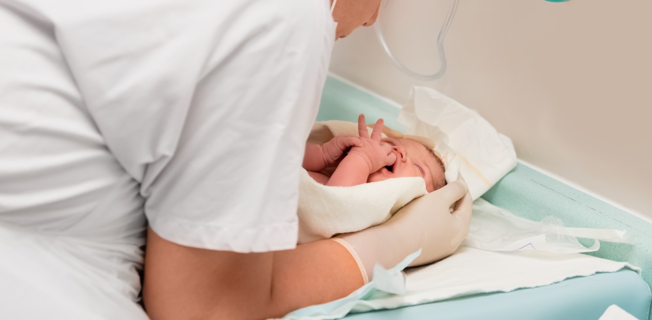 How To Become a NICU Nurse: A Step-by-Step-Guide - American Institute ...