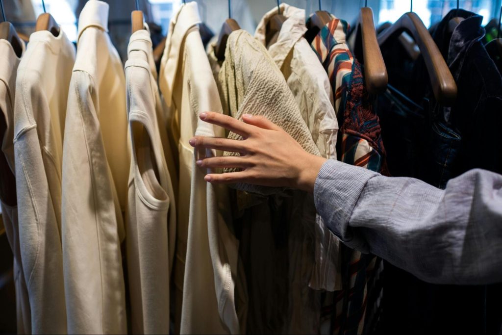 What to Wear to Acupuncture for Comfort and Ease - American Institute ...